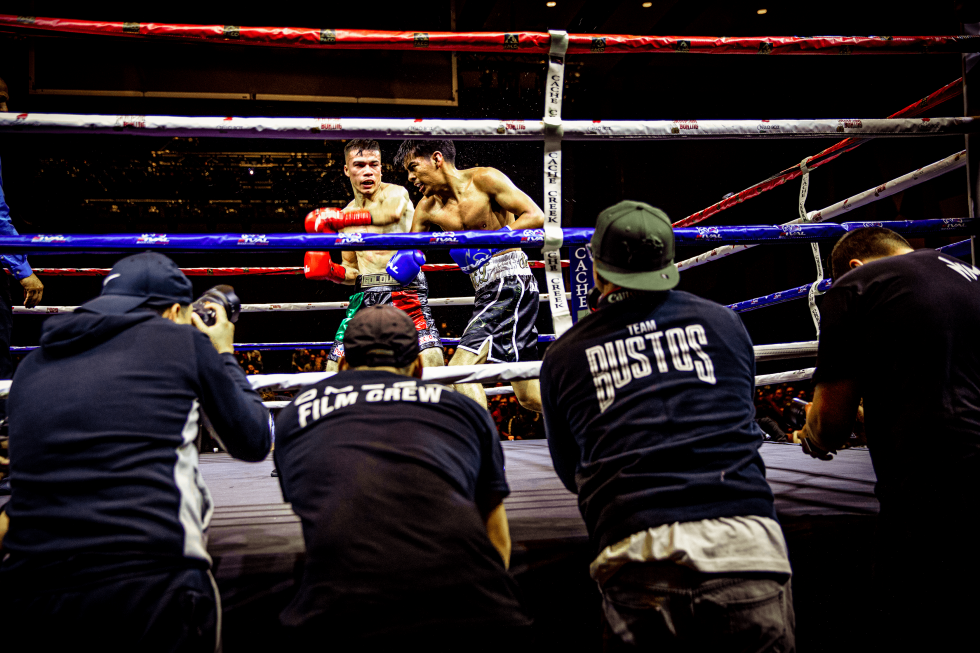 A Knockout Night | Comstock's magazine