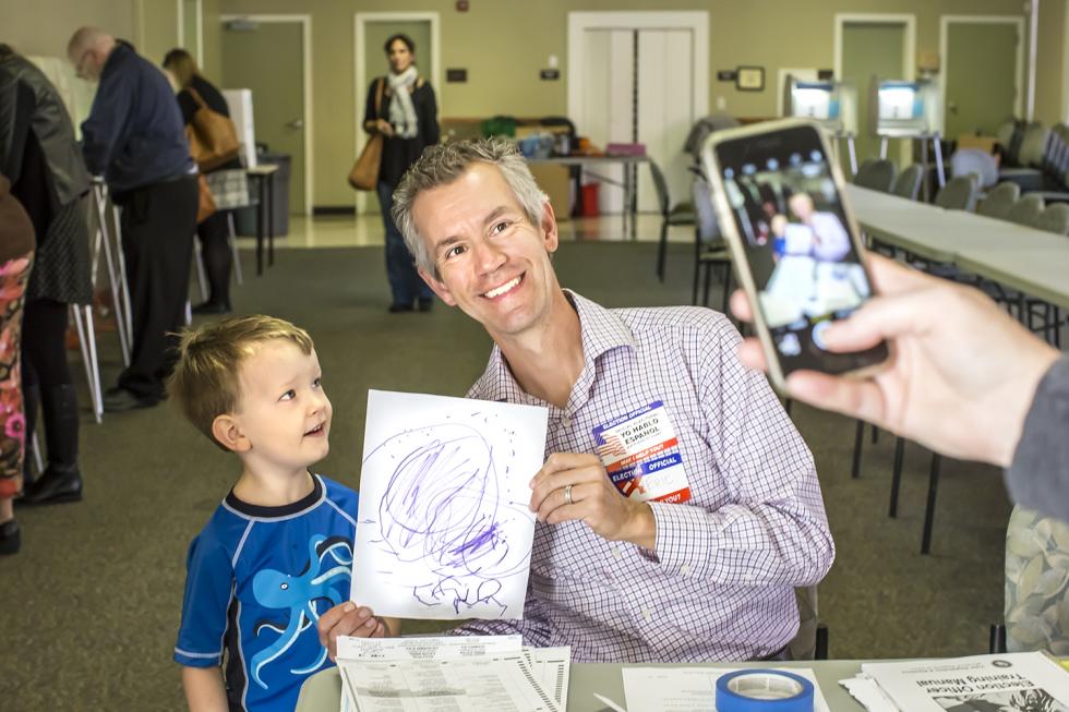 A Day in the Life of a Neighborhood Precinct | Comstock's magazine